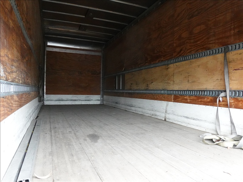 1999 ISUZU FTR VAN TRUCK W/LIFTGATE | MARYSVILLE HEAVY EQUIPMENT, CONTRACTORS EQUIPMENT ...