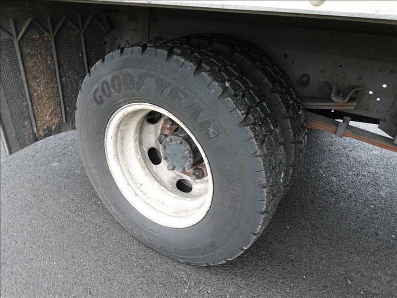 1999 ISUZU NPR VAN TRUCK W/LIFTGATE | MARYSVILLE HEAVY EQUIPMENT, CONTRACTORS EQUIPMENT ...