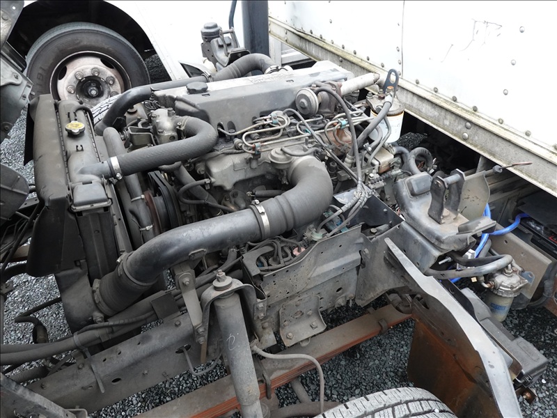 1999 ISUZU NPR VAN TRUCK W/LIFTGATE | MARYSVILLE HEAVY EQUIPMENT, CONTRACTORS EQUIPMENT ...