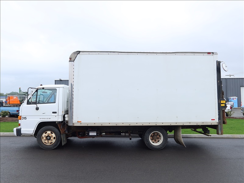 1993 ISUZU NPR VAN TRUCK W/LIFT GATE | MARYSVILLE HEAVY EQUIPMENT, CONTRACTORS EQUIPMENT ...