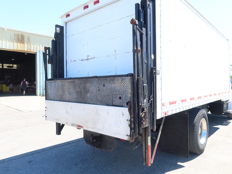 1995 FREIGHTLINER FL70 VAN TRUCK W/LIFT GATE | MARYSVILLE HEAVY ...