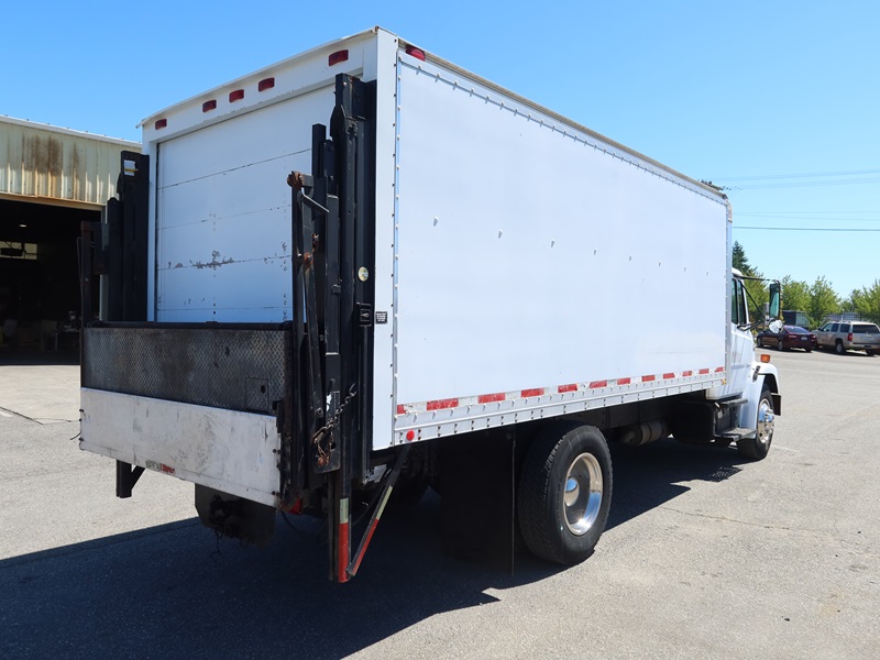 1995 FREIGHTLINER FL70 VAN TRUCK W/LIFT GATE | MARYSVILLE HEAVY EQUIPMENT, CONTRACTORS EQUIPMENT ...