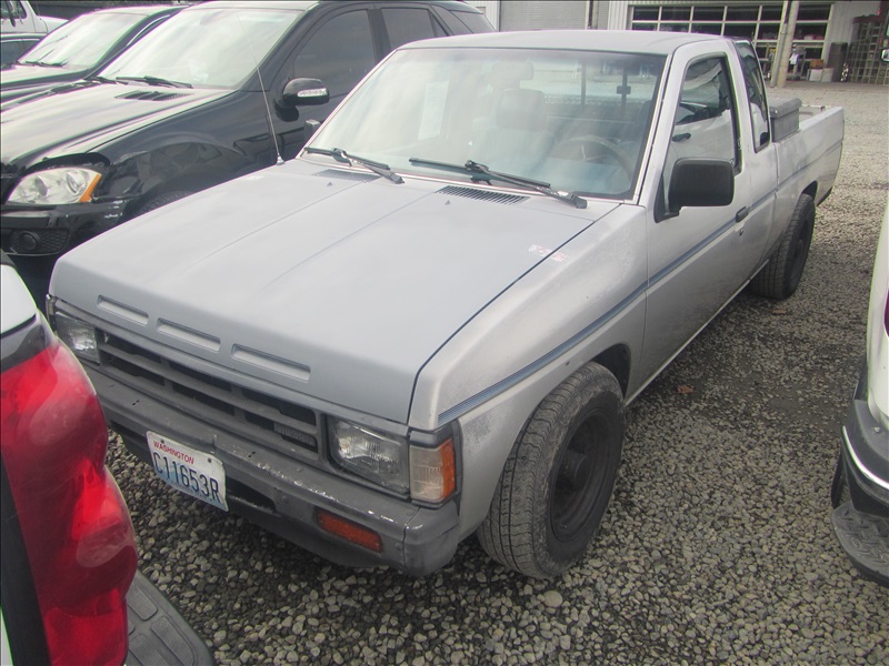 1989 NISSAN D21 | KENMORE HEAVY EQUIPMENT, CONTRACTORS EQUIPMENT ...