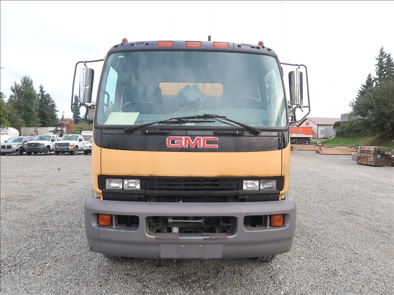 2002 GMC T7500 CAB/OVER TENNANT CENTURION SWEEPER | KENMORE HEAVY EQUIPMENT, CONTRACTORS ...