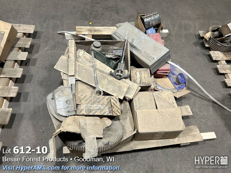 (8) SKIDS WITH PULLEYS, CHAIN, CYLINDERS, MOTORS, BREAKERS, CHAINS ...