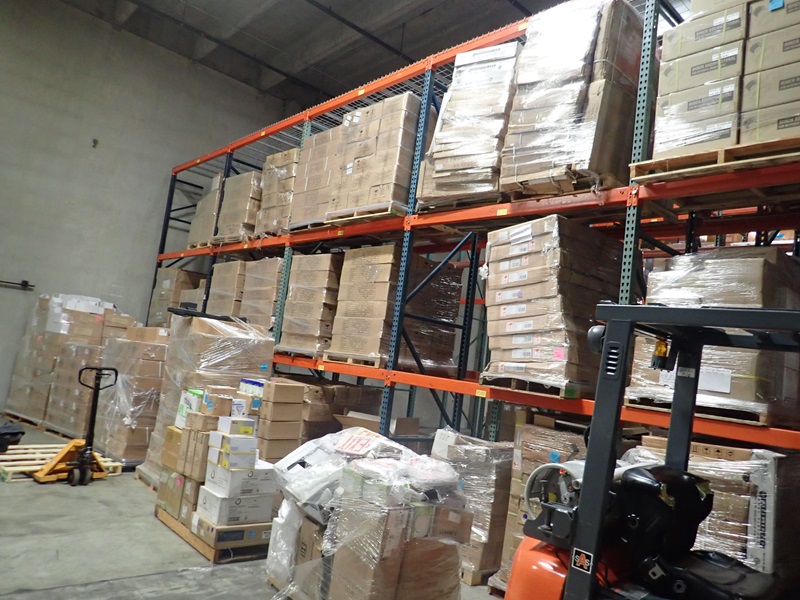 LARGE ASSORTMENT OF LIGHTING INVENTORY (PALLET RACKING NOT INCLUDED ...