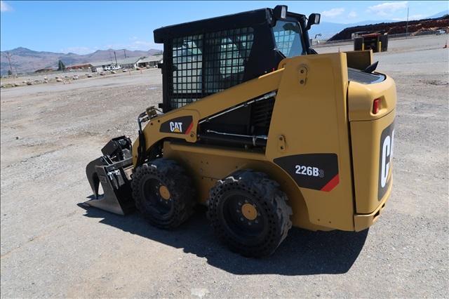 2014 CAT 226B-3 | FGS SAWMILL - LIVE AUCTION | James G. Murphy Co.