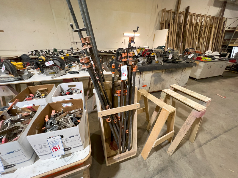 GENERAL PREVIEW PHOTOS | FINELINE FIXTURE & CASE, INC. - ONLINE AUCTION ...