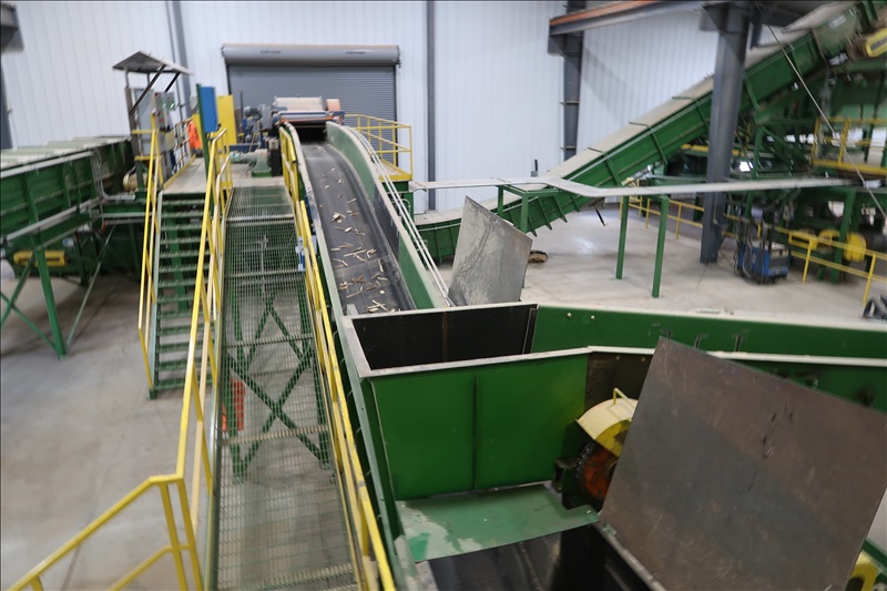 APPROX. 30"X50' INFEED BELT (TO CHIPPER), MDI CR85 METAL DETECTOR W ...