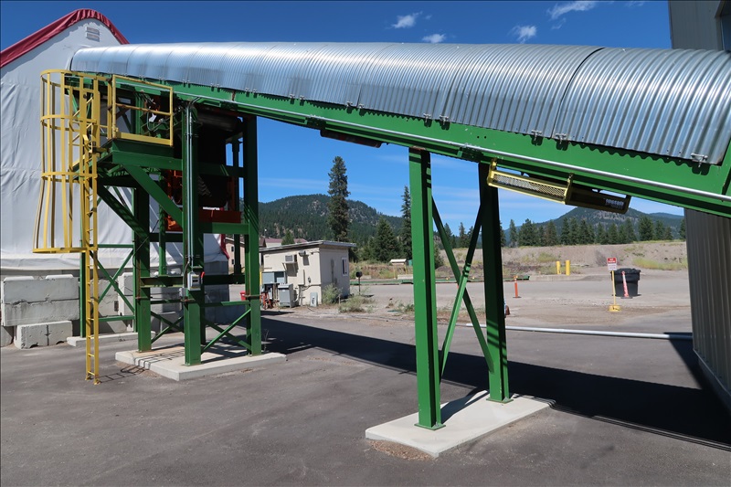 APPROX. 36"X76' CHEVRON BELT CONVEYOR (TO TENT), BELT TAKE UP, MOTOR TO ...