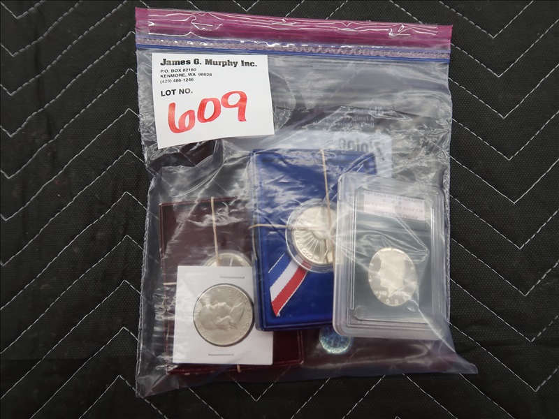 LOT, ASSORTED US HALF DOLLARS & DIMES | RESTAURANT, GROCERY STORE ...