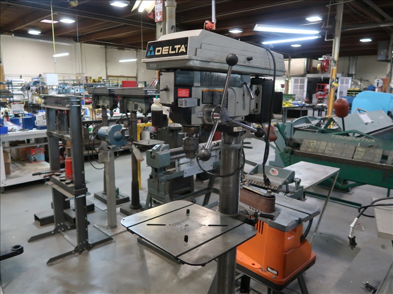 DELTA 17-950C | TRADE-MARX SIGN - LIVE AUCTION | James G. Murphy Co.