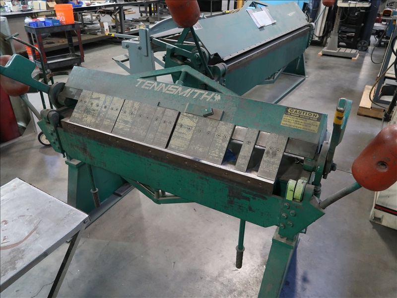 TENNSMITH HBU-48 | TRADE-MARX SIGN - LIVE AUCTION | James G. Murphy Co.